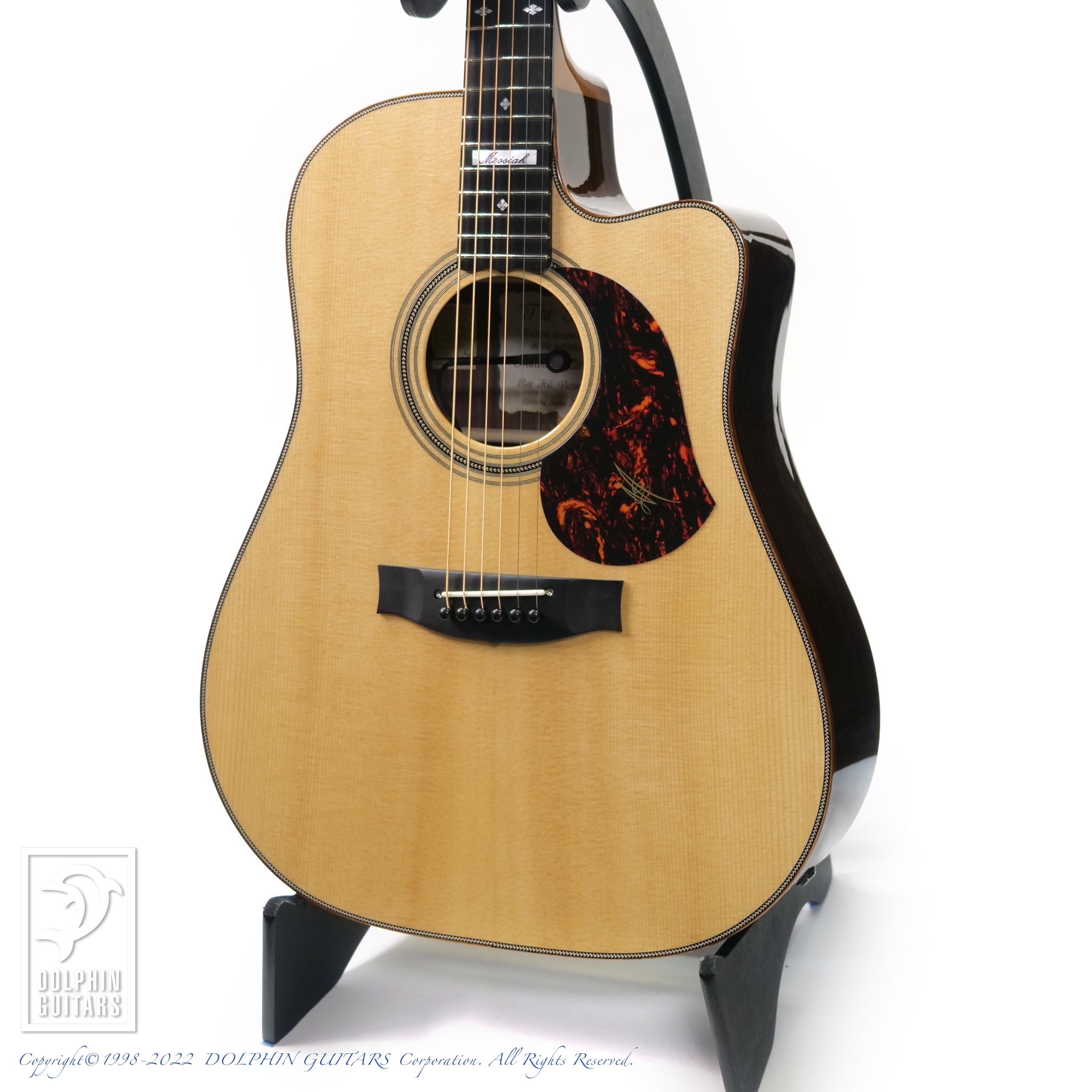 MATON EM100C Messiah (Dreadnought Cutaway) - ドルフィンギターズ