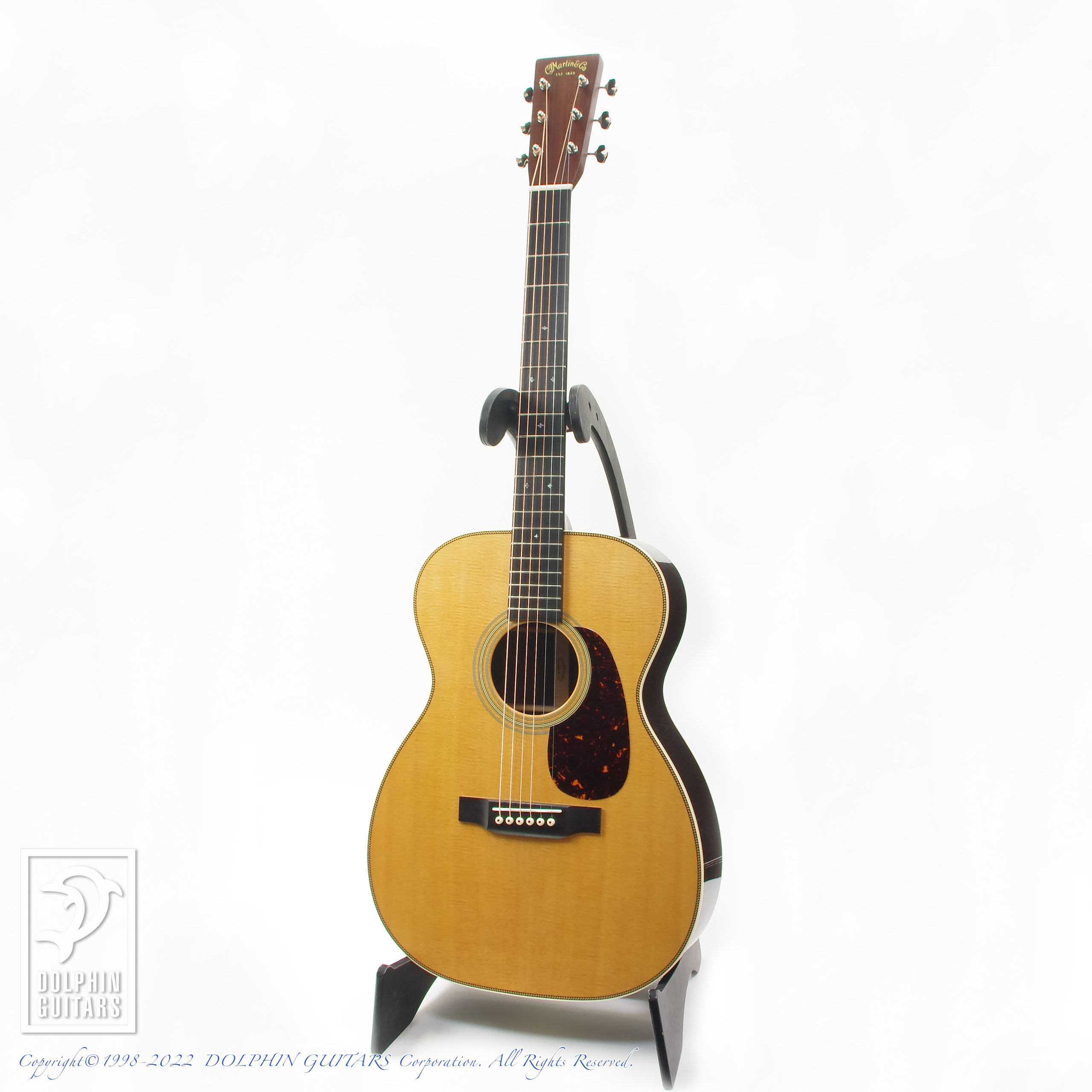 C.F.Martin 00-28 Standard - ドルフィンギターズ