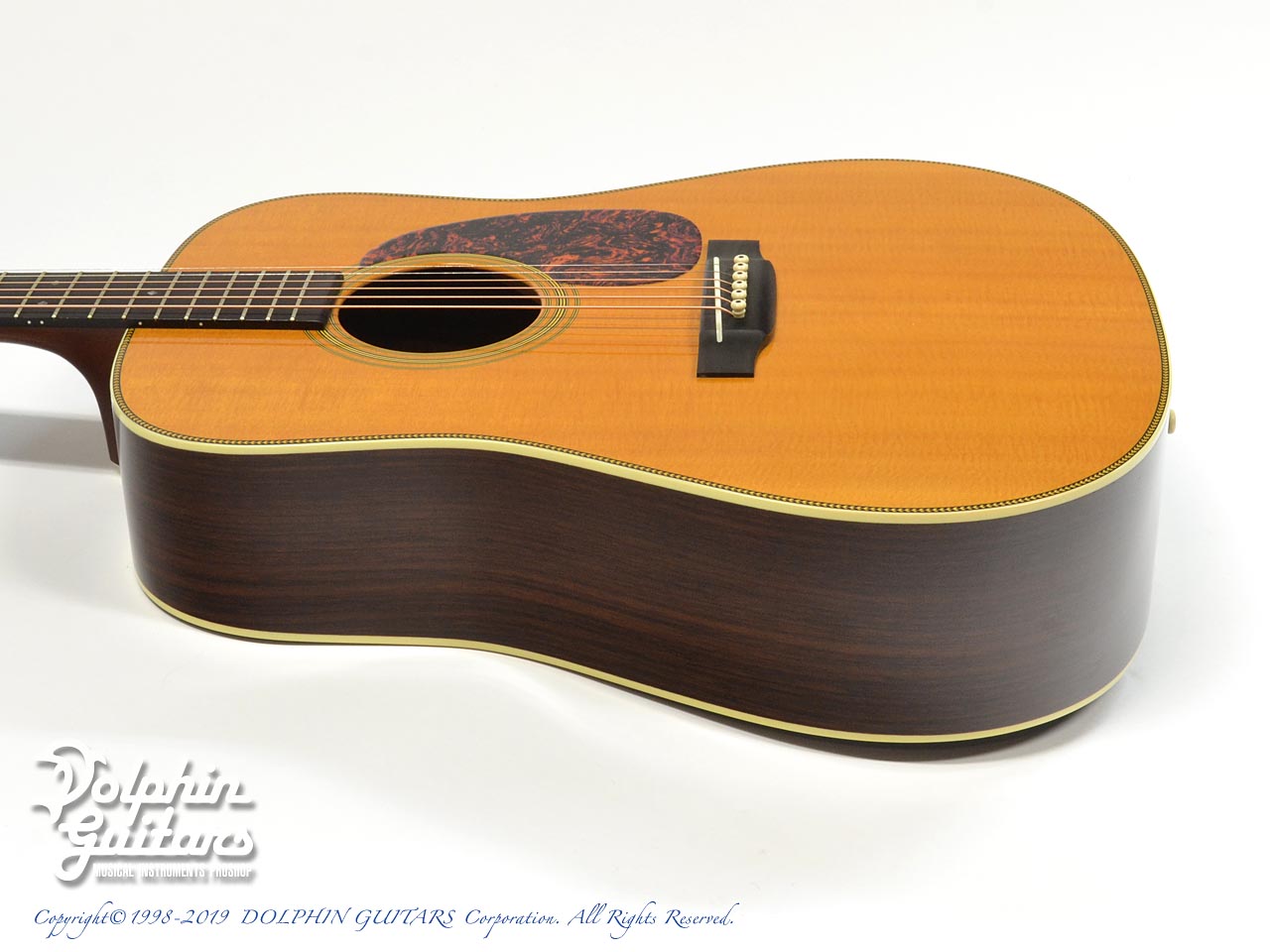 C.F.Martin HD-28V - ドルフィンギターズ