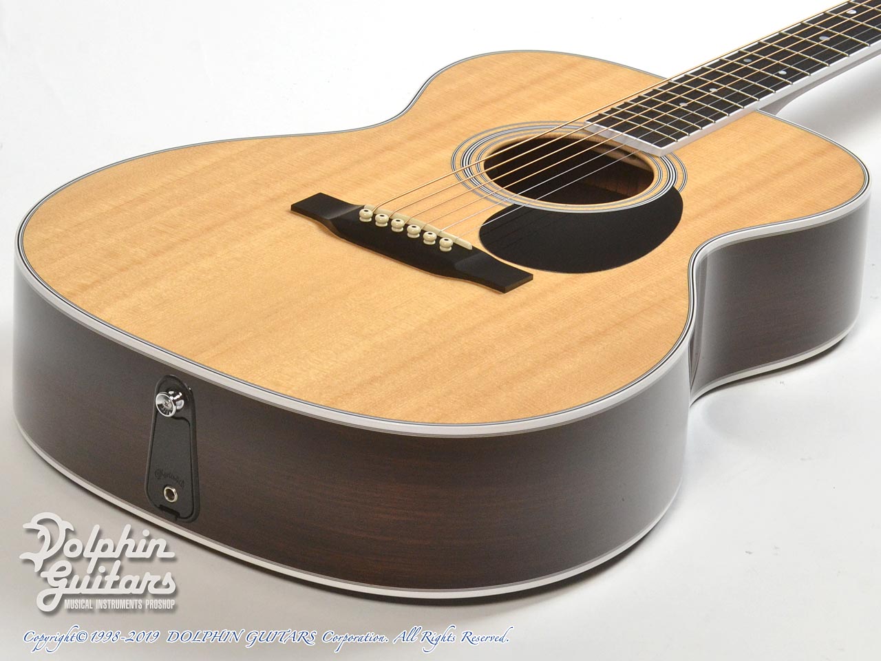 C.F.Martin OM-35E - ドルフィンギターズ