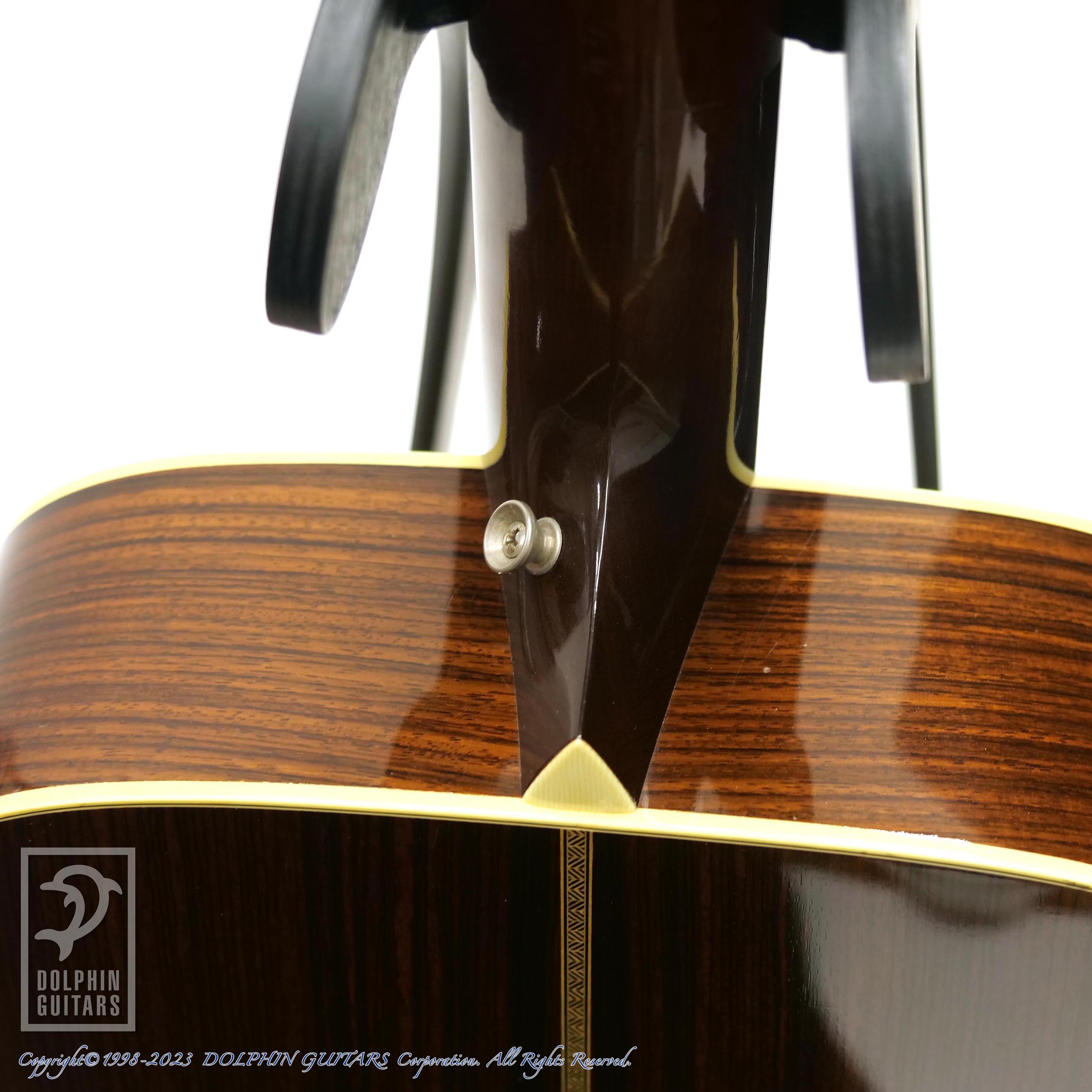 COLLINGS OM-2H - ドルフィンギターズ