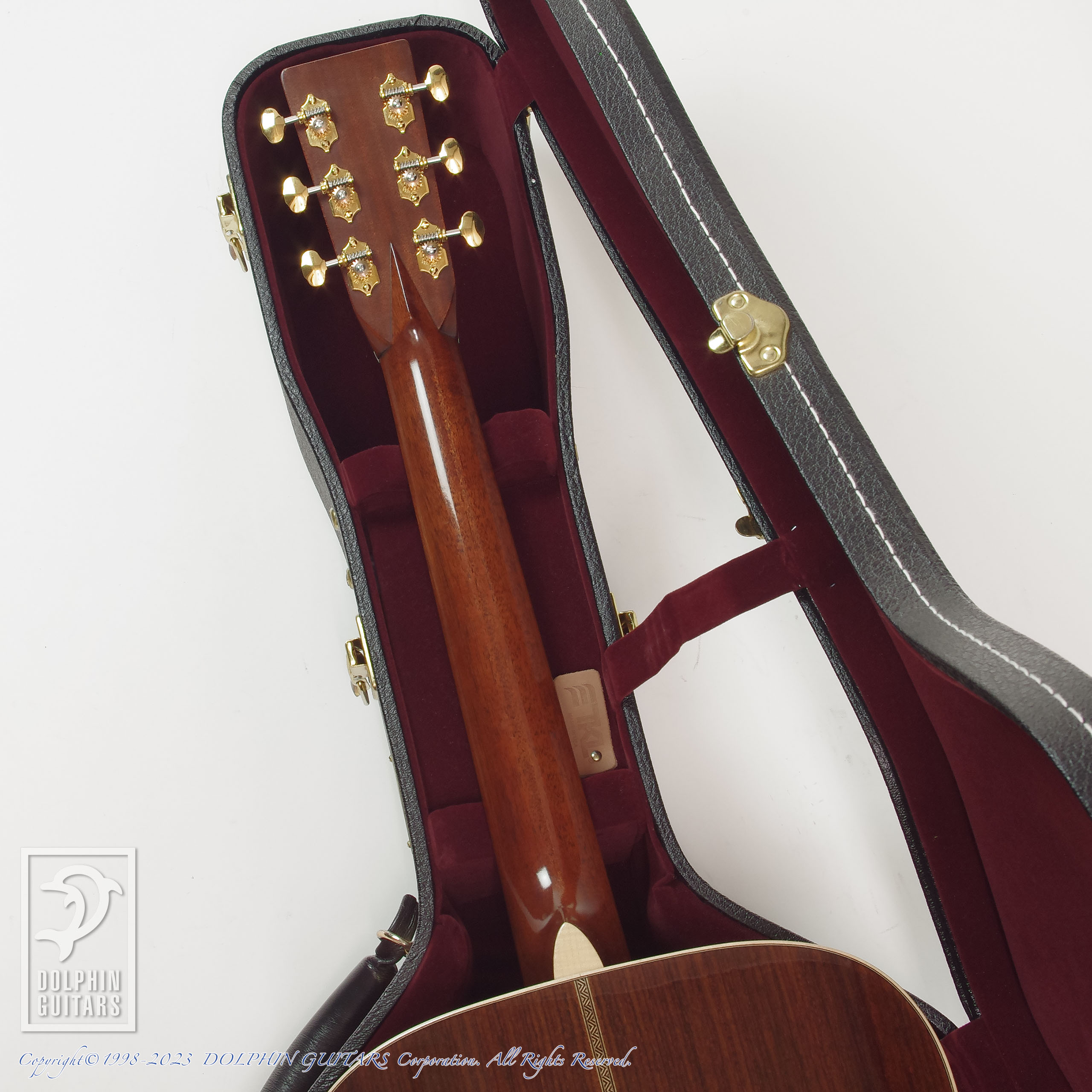 C.F.Martin D-28 Modern Deluxe - ドルフィンギターズ