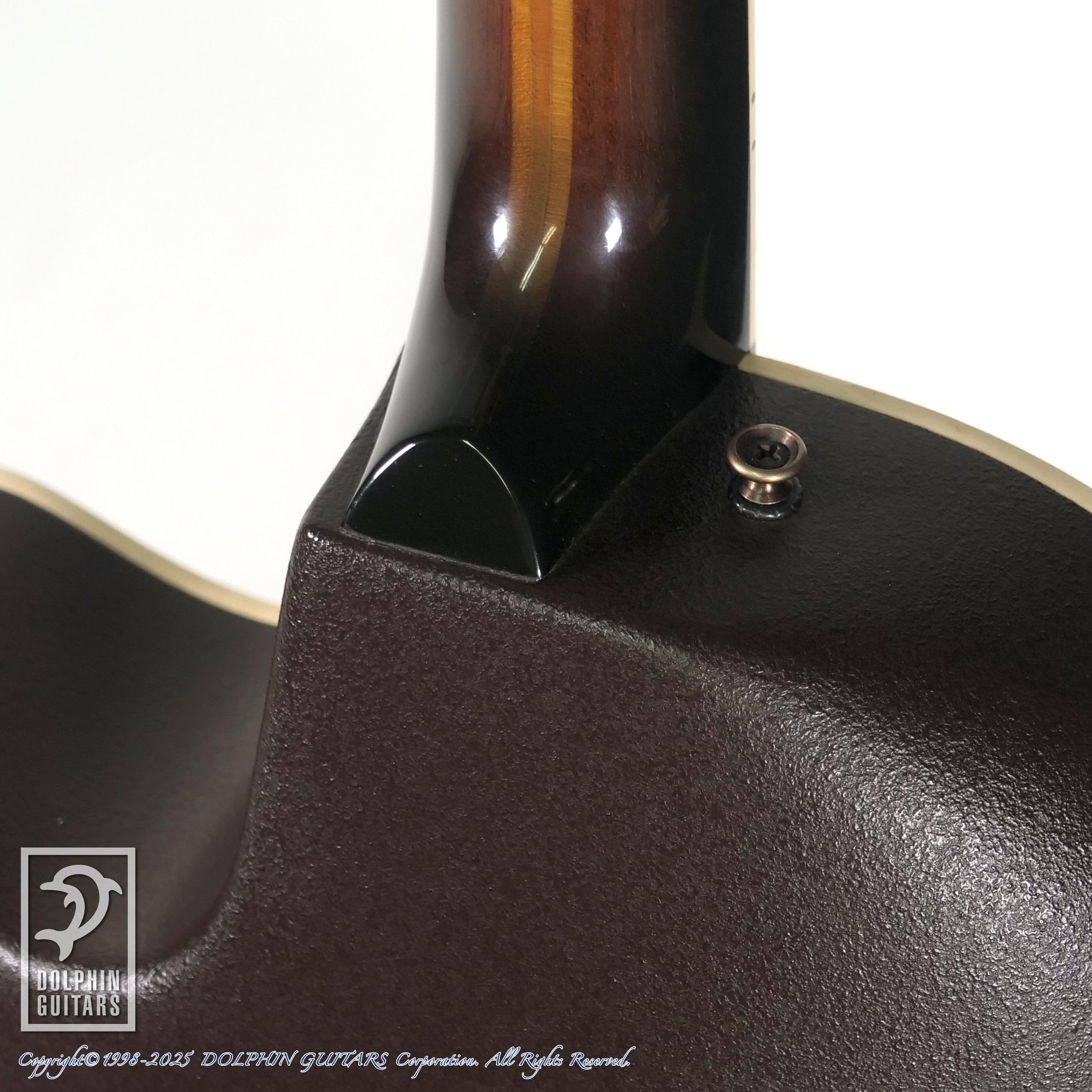 OVATION 1677 Legend Cutaway - ドルフィンギターズ