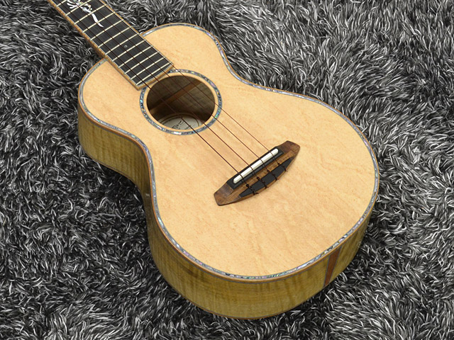 Breedlove Kim Breedlove Signature Tenor Ukelele - ドルフィンギターズ