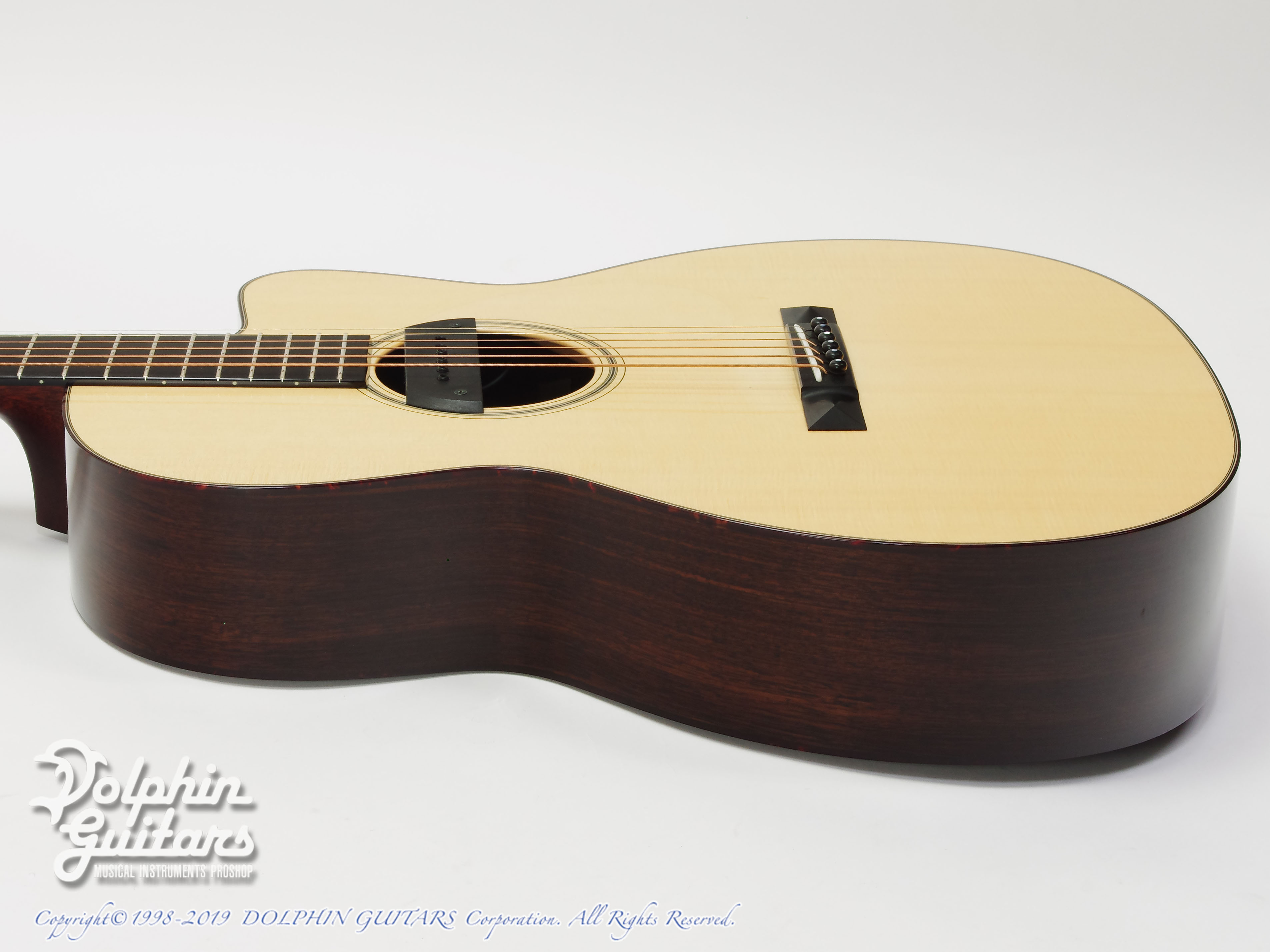 COLLINGS 000-1E Cutaway (Indian Rosewood) - ドルフィンギターズ