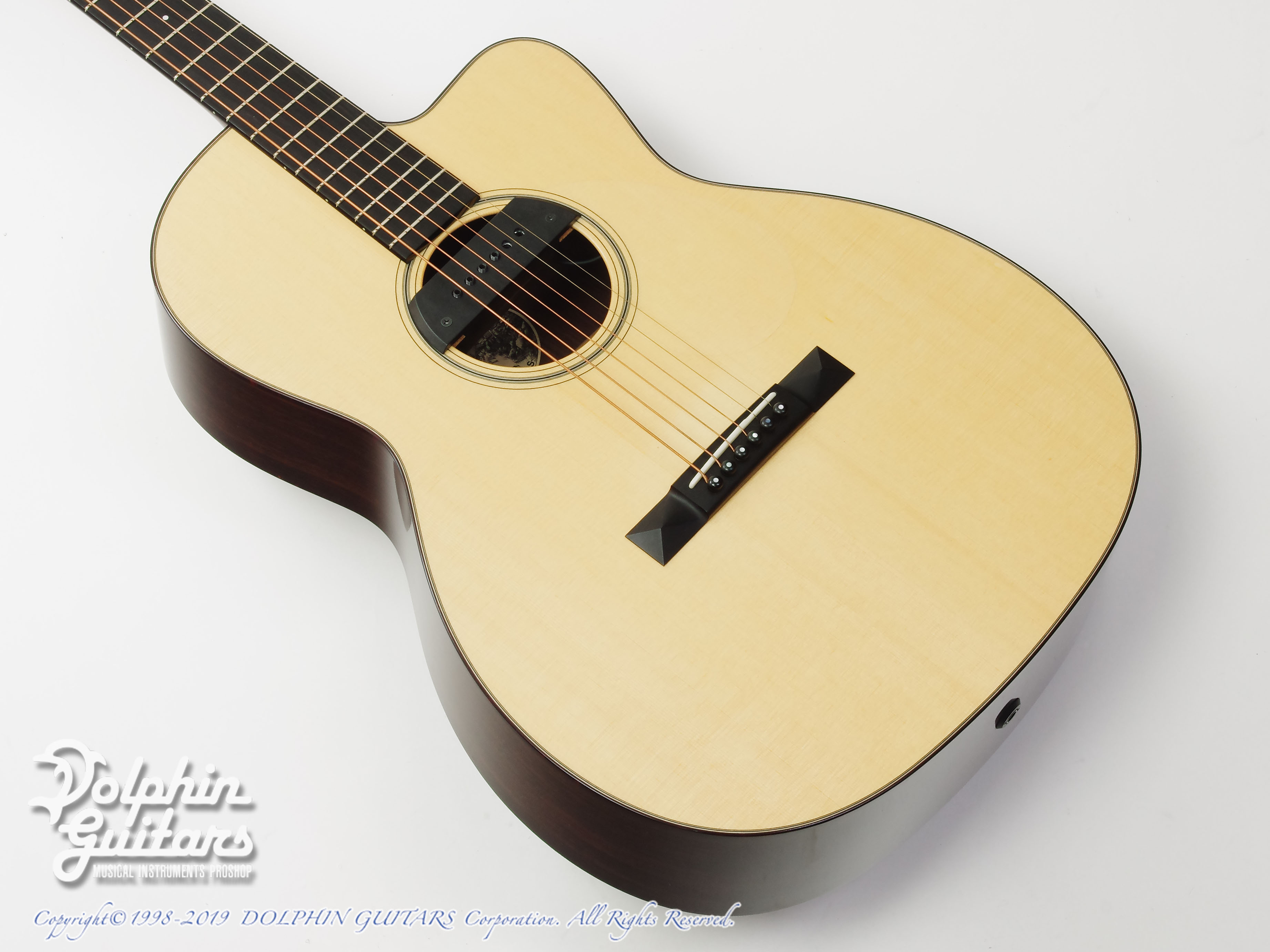 COLLINGS 000-1E Cutaway (Indian Rosewood) - ドルフィンギターズ