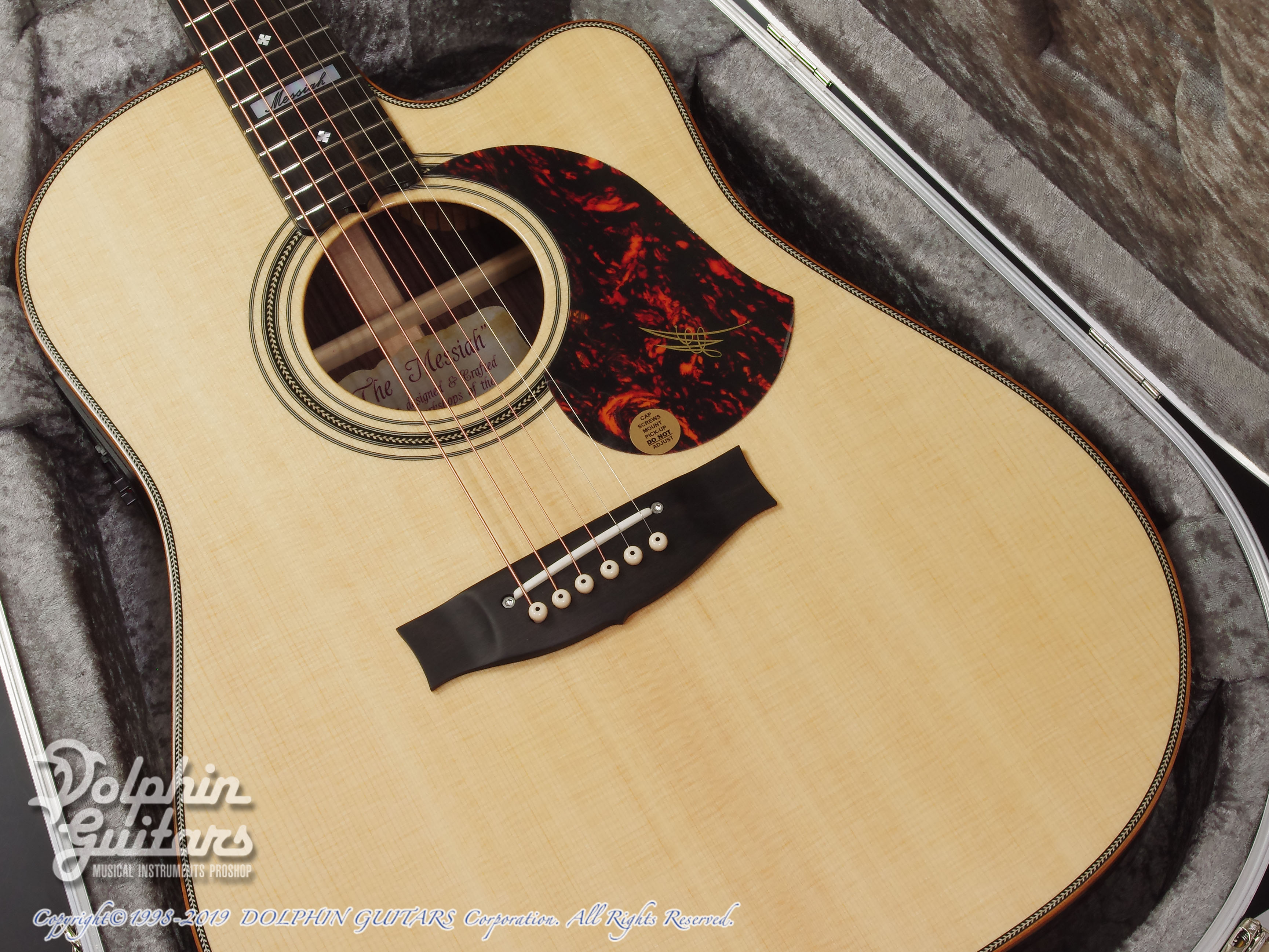 MATON EM100C-Messiah (Dreadnought Cutaway) - ドルフィンギターズ