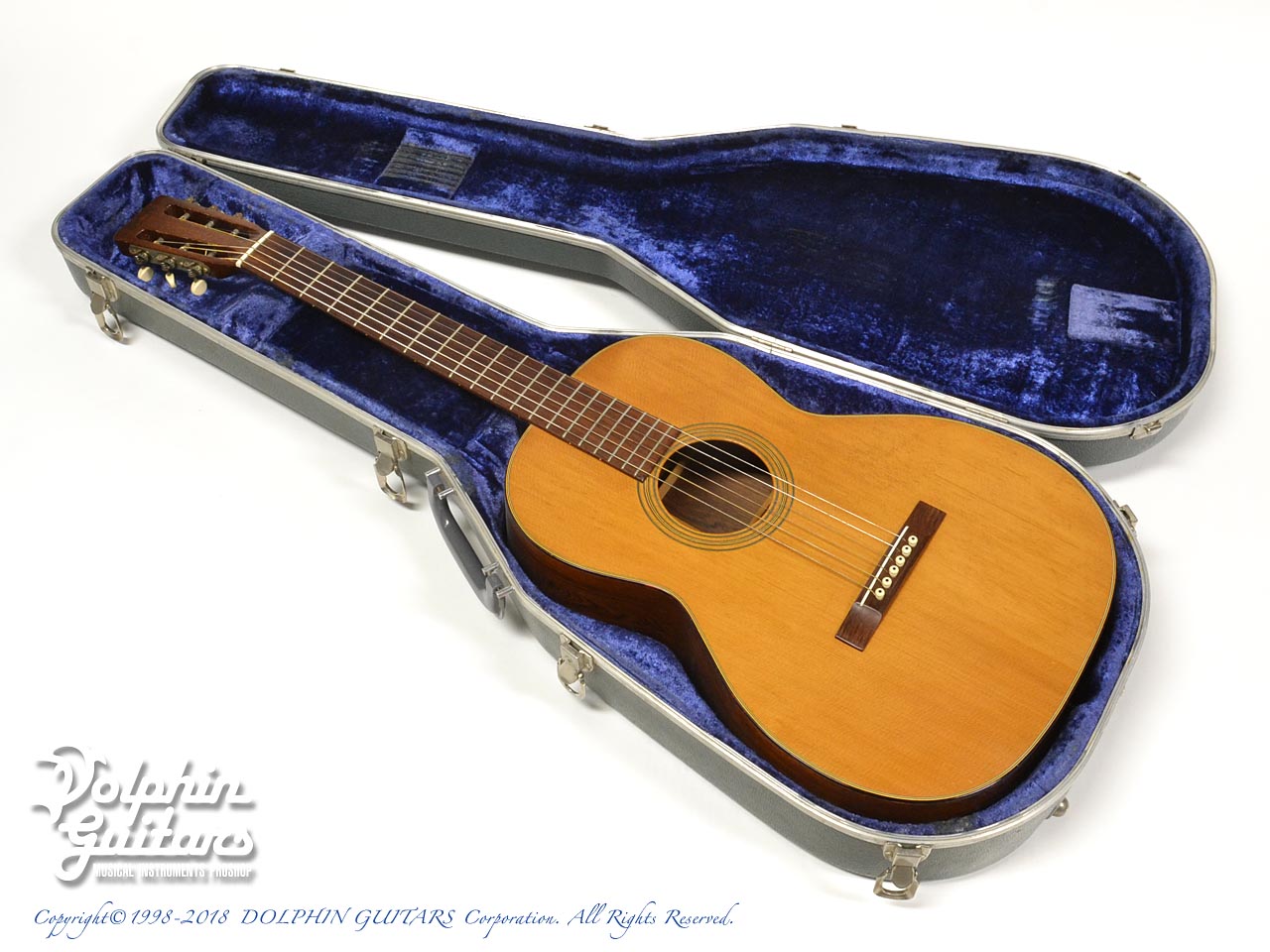 C.F.Martin Blue Case for 00 (NY) - ドルフィンギターズ